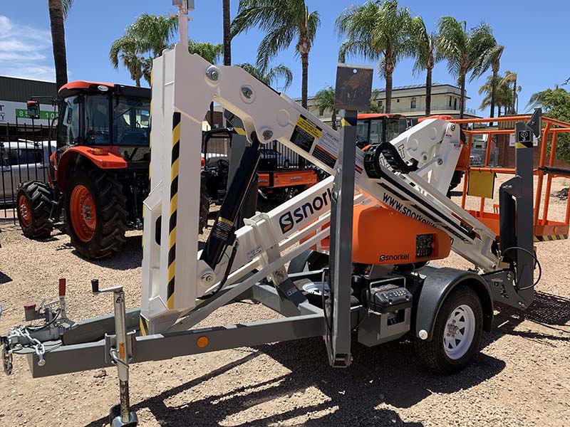 Boom Lift 12.9 m Working Height for hire – Growers Services Hire